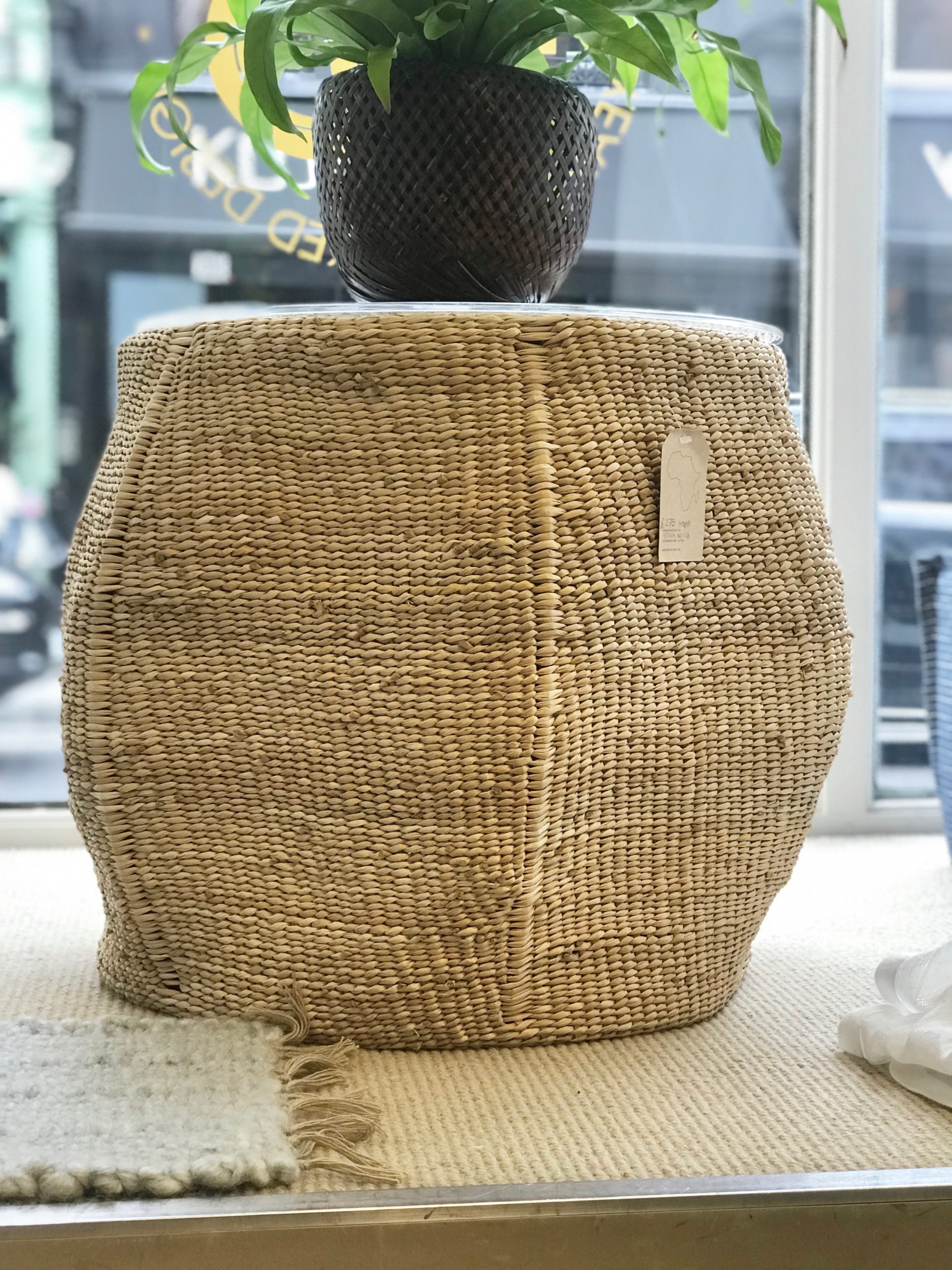 Bumpy Side Table - Ilala